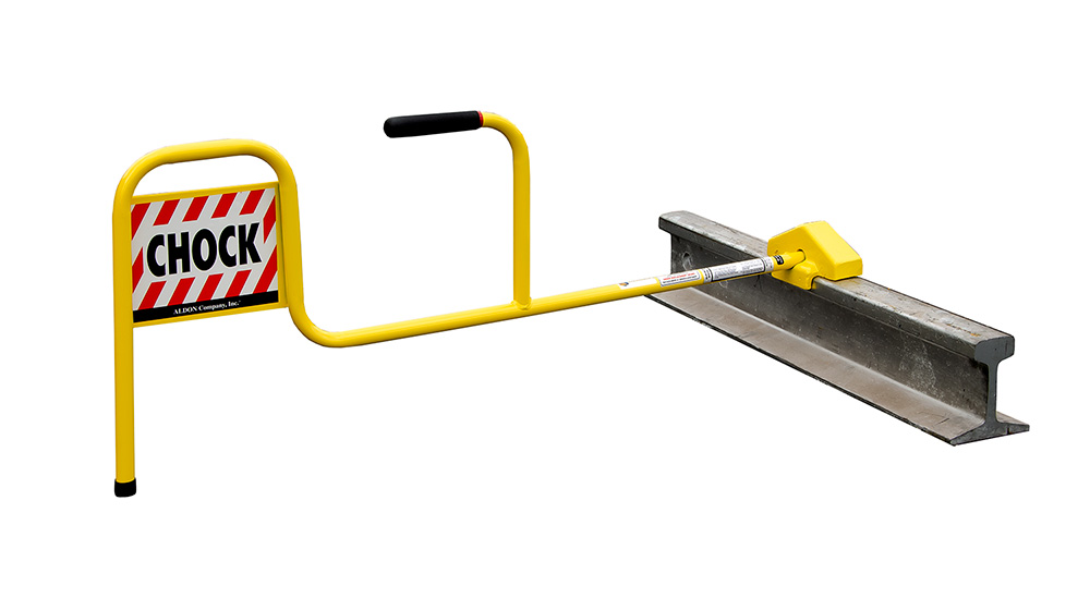 StayClear Single Railroad Wheel Chock w/ flag - Exposed rail | Aldon®