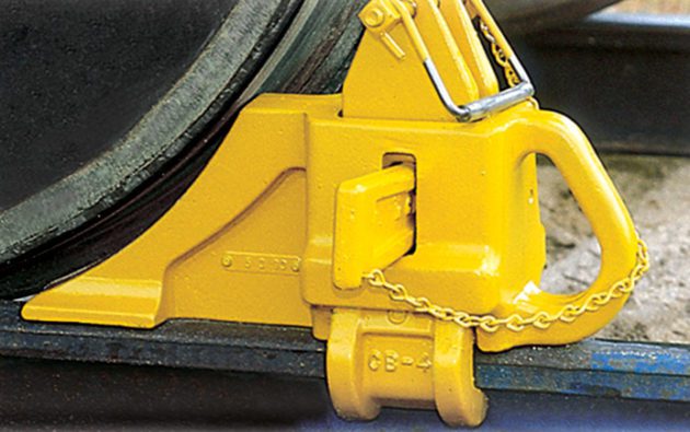Rail Clamping Wheel Block CB6-B (105-142 lbs. Rail) | Aldon®