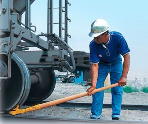 Manual Rail Car Mover With Guard | Aldon®