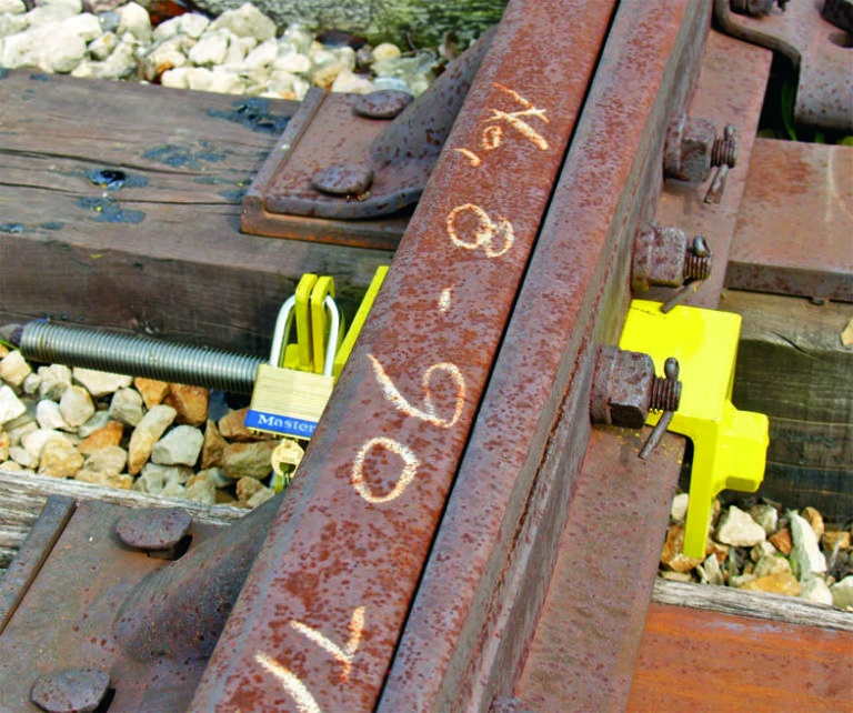 Switch Point Clamp and Lock | Aldon®