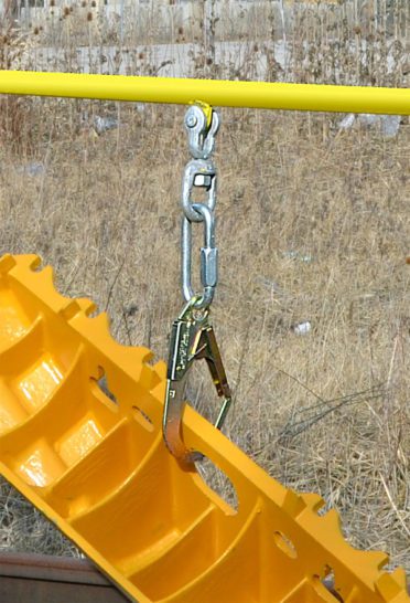 Two-Man Carrying Pole | Aldon®