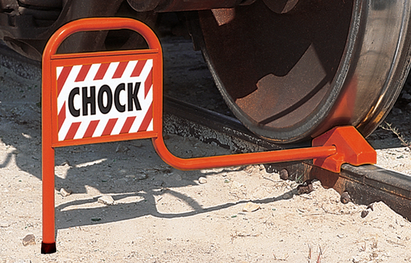 Whack 'Em Single Railroad Wheel Chock w/Flag - Flush Rail | Aldon®