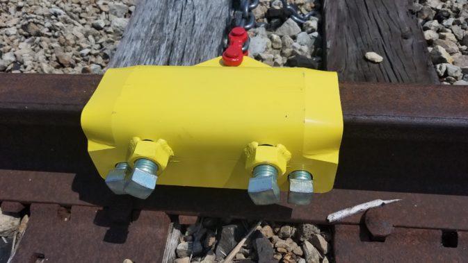 Rail Pull Grabber | Aldon®