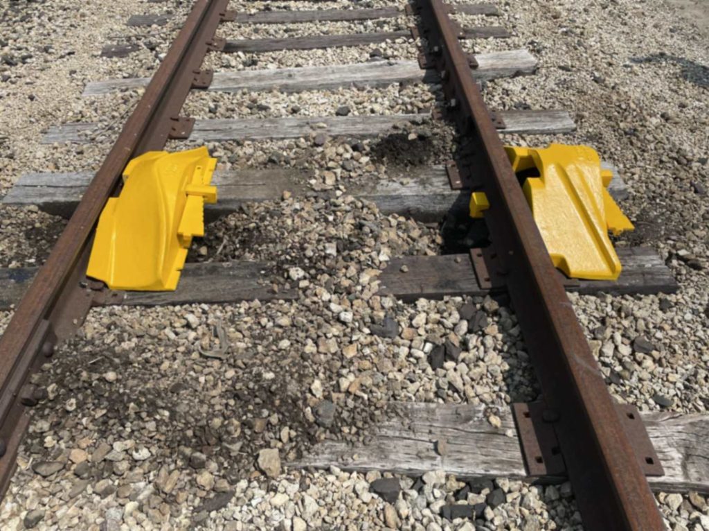 "Burlington" Style Freight Car Rerailer | Aldon®