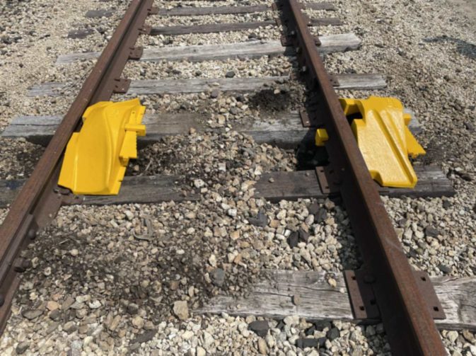 "Burlington" Style Freight Car Rerailer | Aldon®